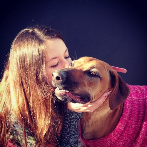 Mackenzie Foy Bio, Age & Height - Creeto