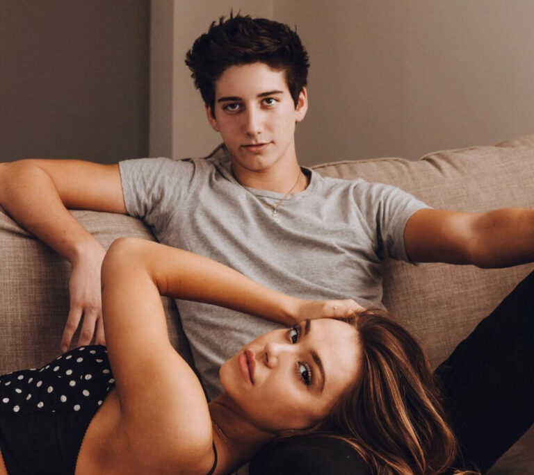 Does Milo Manheim Have a Girlfriend? His Dating History